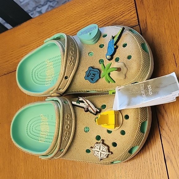 CROCS | Shoes | New Crocs Jimmy Buffett Margaritaville Beach Theme ...